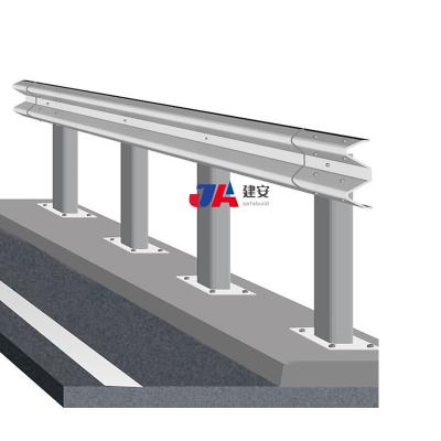 China Highway Steel Barrier Traffic Barrier System Made in in Material for Outdoor Security for sale