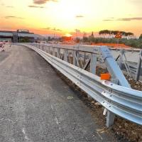 China Anti-collision Guardrail Traffic Barrier with ISO 9001/ISO14001/ISO 18001 Certificate for sale