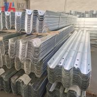 China Highway Safety Guardrail with Thrie W-Beam Metal and Customized AASHTO M-180 Standard for sale