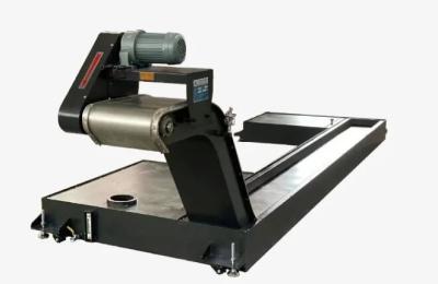 China Strong Magnetic Belt Conveyor Self Cleaning Chip Removal System with Hinge Type Design for Industrial Applications for sale