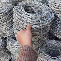 China Concertina Galvanized 12.5 12 Gauge Barbed Wire silver for sale