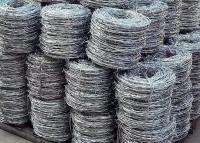 China Reverse Twisted Barbed Wire Fencing 12.5ga. 2 Points for sale