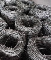 China 1.8-2.5mm Metal Barbed Wire Fence 14x14 16x16 Concertina Wire Roll for sale