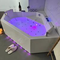 China Freestanding Acrylic Whirlpool Massage Bathtub 1500mm with LED Light and Drainage System for sale