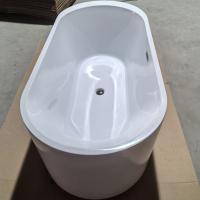 China Oval Freestanding Acrylic Bathtub 1700x750mm Hot Tub with Faucet Hardware for sale
