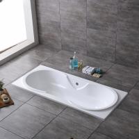 China Oval Acrylic Bathtub 1800x900x450mm Hand Control Indoor Tub with Center Waste Hole for sale