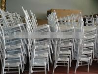 China Stackable Metal Wedding Chiavari Chair Hotel Furniture 39*42*92cm for sale