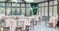 China Aluminum Metal Chiavari Chair , Wedding Gold Chiavari Chairs With Cushion for sale