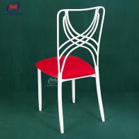 China Iron Metal Wedding Chiavari Chair With Red Cushion for sale