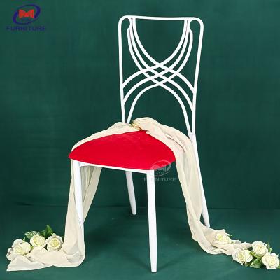 China Iron Metal Wedding Chiavari Chair With Red Cushion for sale