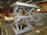 China High Lift Heavy Duty Stationary Hydraulic Scissor Lift Table for Customized Sale in 1700X1400mm for sale