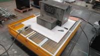 China 500kg Carrying Capacity Single Scissor Lift Table with Universal Ball and Sturdy Construction for sale