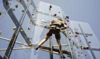 China Indoor Aqua Climb Sport Customized Color Swimming Pool Climbing Wall for Aqua Sport for sale
