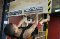 China Wooden Hangboard Training Board Customized Color For Indoor Outdoor for sale