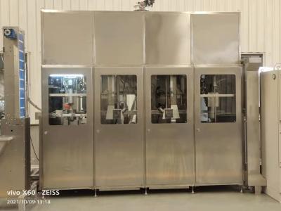 China DAESUM PLC Automatic Corrosive Liquid Filling Machine 2500kg Capacity 60-70 Bph Speed for sale