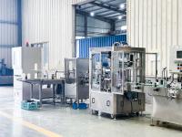 China 250-500ml Fully Automatic Bottle Filling Machine with SS304/SS316 Construction and 1000-2000 BPH Speed for sale