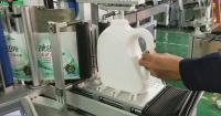 China Flat Surface Bottle Sticker Label Applicator with High Precision and Tolerance ±0.5mm for sale