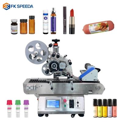 China Desktop Automatic Horizontal Round Bottle Labeling Machine 100-300pcs/min 220V for sale