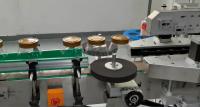 China Transparent or Opaque Labeling Machine for Square and Round Bottles Packaging Type case for sale