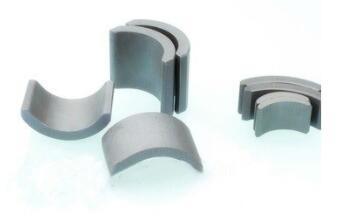 China Gym Permanet Sintered Ferrite Magnet Tiles Segments Pieces for sale
