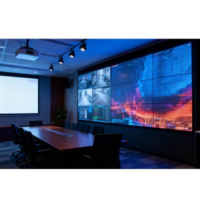 China SMD LED Display P1.0-P8.0 6000cd/m² Outdoor Waterproof Digital Signage Screen for sale