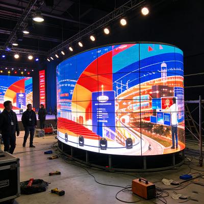 China OEM/ODM Customizable Creative LED Screen Large Full Color LED Video Display High Resolution for sale