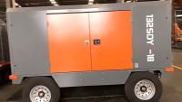 China Compact Energy-Efficient Screw Air Compressor for sale