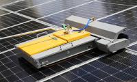 China Solar Panel Cleaning Robot Dry Cleaning Rain Induction Photovoltaic Panel Cleaning for sale
