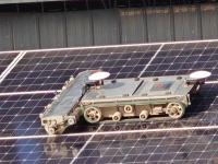 China Intelligent Photovoltaic Solar Panel Cleaning Machine Remote Control Crawler Type for sale