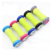 China Back Handheld Muscle Massage Roller Sticks For Foot TPR PVC 17CM for sale