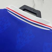 China Retro Quick Dry Jersey Polyester Retro Soccer Kits for sale