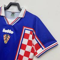 China Retro Quick Dry Jersey Polyester Retro Soccer Kits for sale