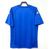China Classic Retro Soccer Jerseys Breathable Fabric Vintage Soccer Shirts for sale