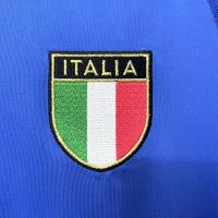 China Classic Retro Soccer Jerseys Breathable Fabric Vintage Soccer Shirts for sale