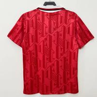 China Classic Red Retro Soccer Jerseys Old Football Kits White Collar Cuffs for sale