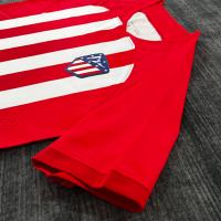China 100% Polyester Football Team Jersey Tear Resistant Fan Striped Soccer Jersey for sale