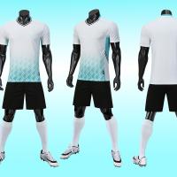 China Premium Fabric Lightweight Plain Soccer Jerseys Breathable Football Jersey Set For Team for sale