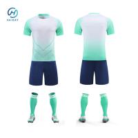China Lightweight 100% Polyester Custom Team Jersey with Ergonomic Fit and Moisture-Wicking for sale