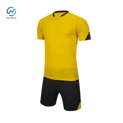 China XL Adult Size Football Jersey Breathable Polyester Bold Red 145gsm Fabric Weight for sale
