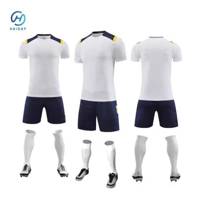 China Dynamic Soccer Kits Moisture-Wicking Breathable Mesh Bold Stripes for Ultimate Performance for sale