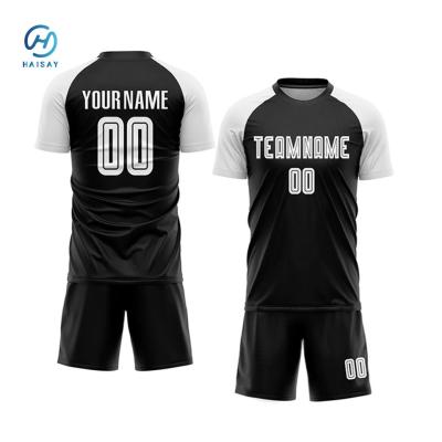 China Customizable Football Team Jersey with Personalized Names & Numbers for sale