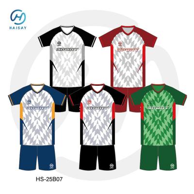 China Tailored Athletic Attire Empower Your Team with Custom-Designed Football Sportswear Unleash Vibrant Color Schemes for sale