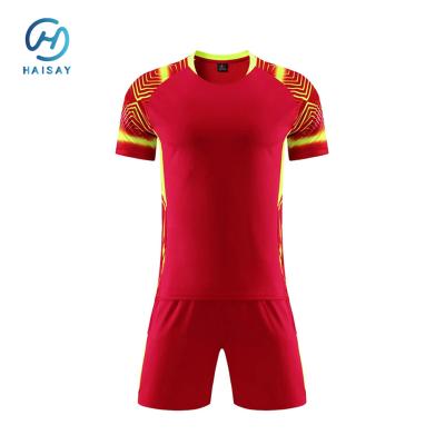 China Pro-Grade Soccer Kit - Customizable Team Design, 100% Polyester, Moisture-Wicking, Perfect for Amateur/Professional Clubs for sale