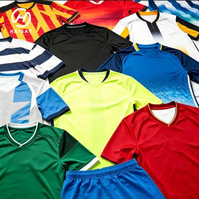 China Custom Team Jersey Made with 160gsm Polyester Offering Breathability and Durability for Intense Training Sessions and Games for sale