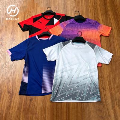 China Classic Soccer Uniform Set – Short Sleeve Football Jersey & Shorts for Teams for sale