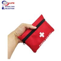 China Emt Car Portable First Aid Bag For Wedding Sports Small Pouch Outdoor Camping Wound Care for sale