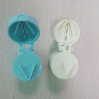 China Multi-functional  Health Smart Pill Crusher  & Pill Container Pulverizer And Storage Pill Splitter for sale