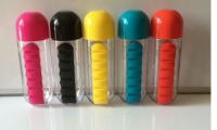 China New popular 2 in 1 pill box with water cup  7 Days Pill Box bottle  travel bottle with Weekly pill organizer for sale