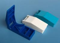 China OEM CE Approved Plastic Pill Cutter Small Pills Box With Cutter Pill Dispenser Box for sale