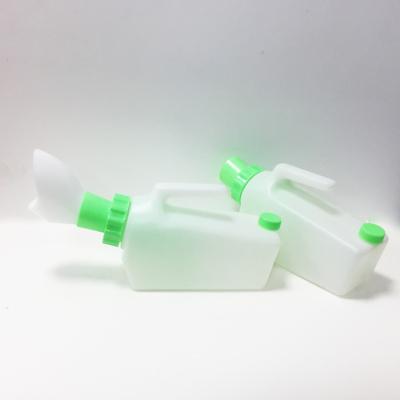 China anti back flow  Plastic Unisex 1000ML Urine Bottle Logo Printed Available Portable Urine Bottle for sale